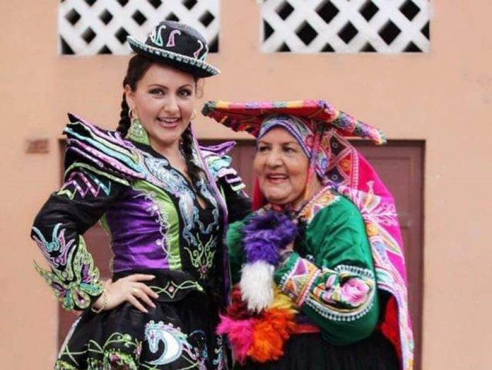 Con gran presentación vernacular “La Miski” recordó a partida de su madre