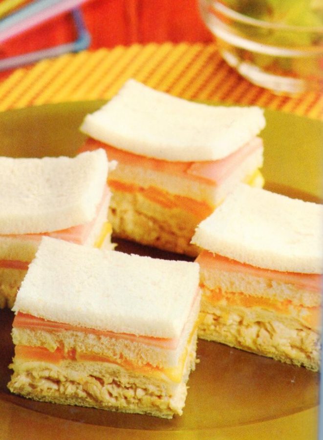 Triple de pollo, durazno y jamón - El Men