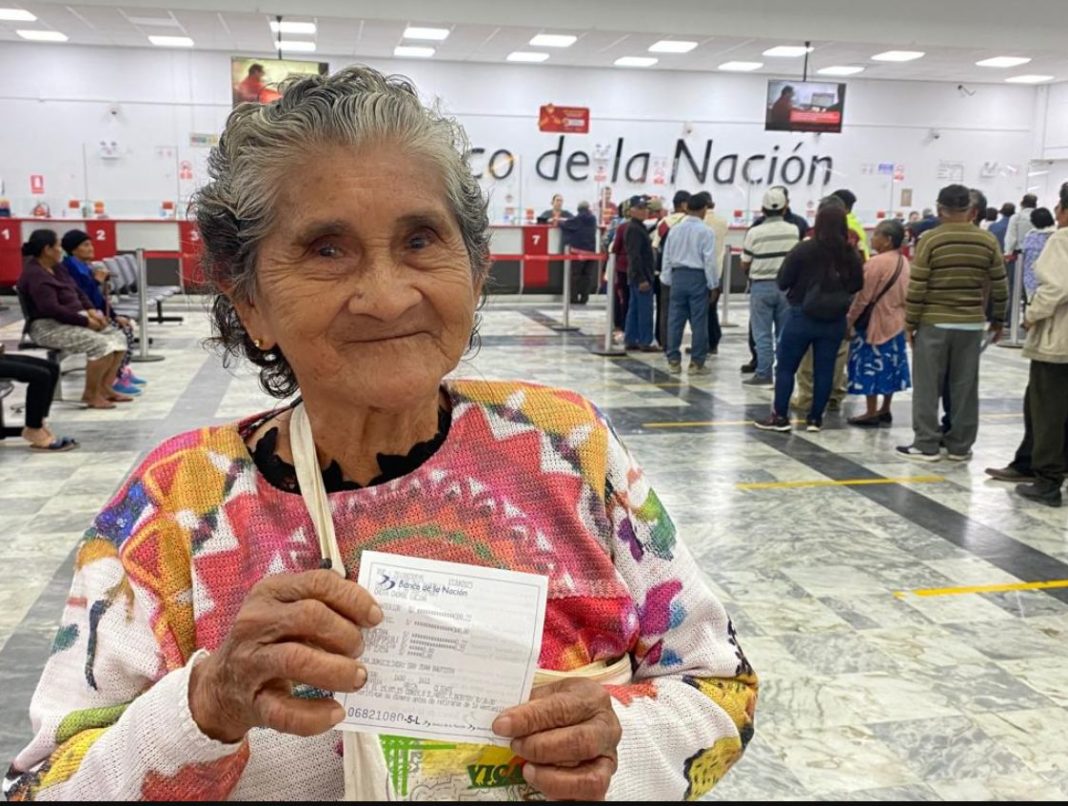 Pagan bono de 550 soles en dos armadas para jubilados - El Men
