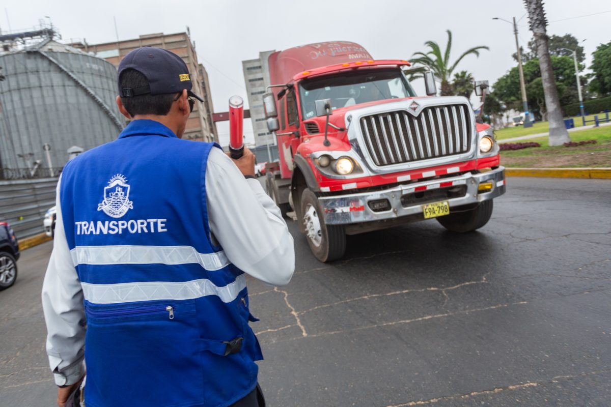 Callao implementa plan vial de acceso portuario